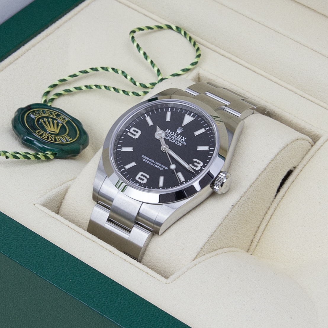 Rolex Oyster Perpetual Explorer Stainless Steel 40mm 224270 | Luxe Watches