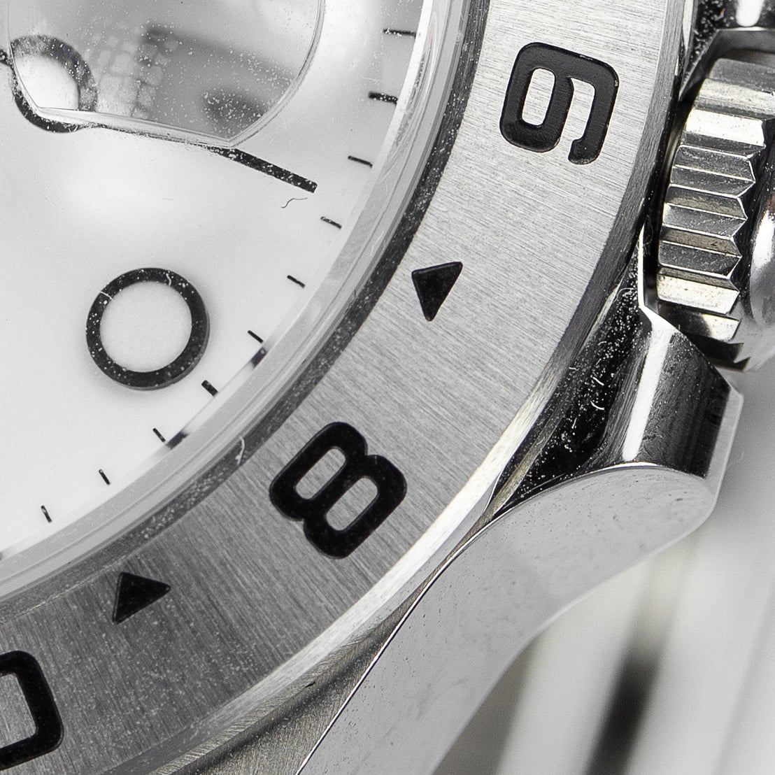 Rolex Oyster Perpetual Explorer II Stainless Steel 226570 | Luxe Watches